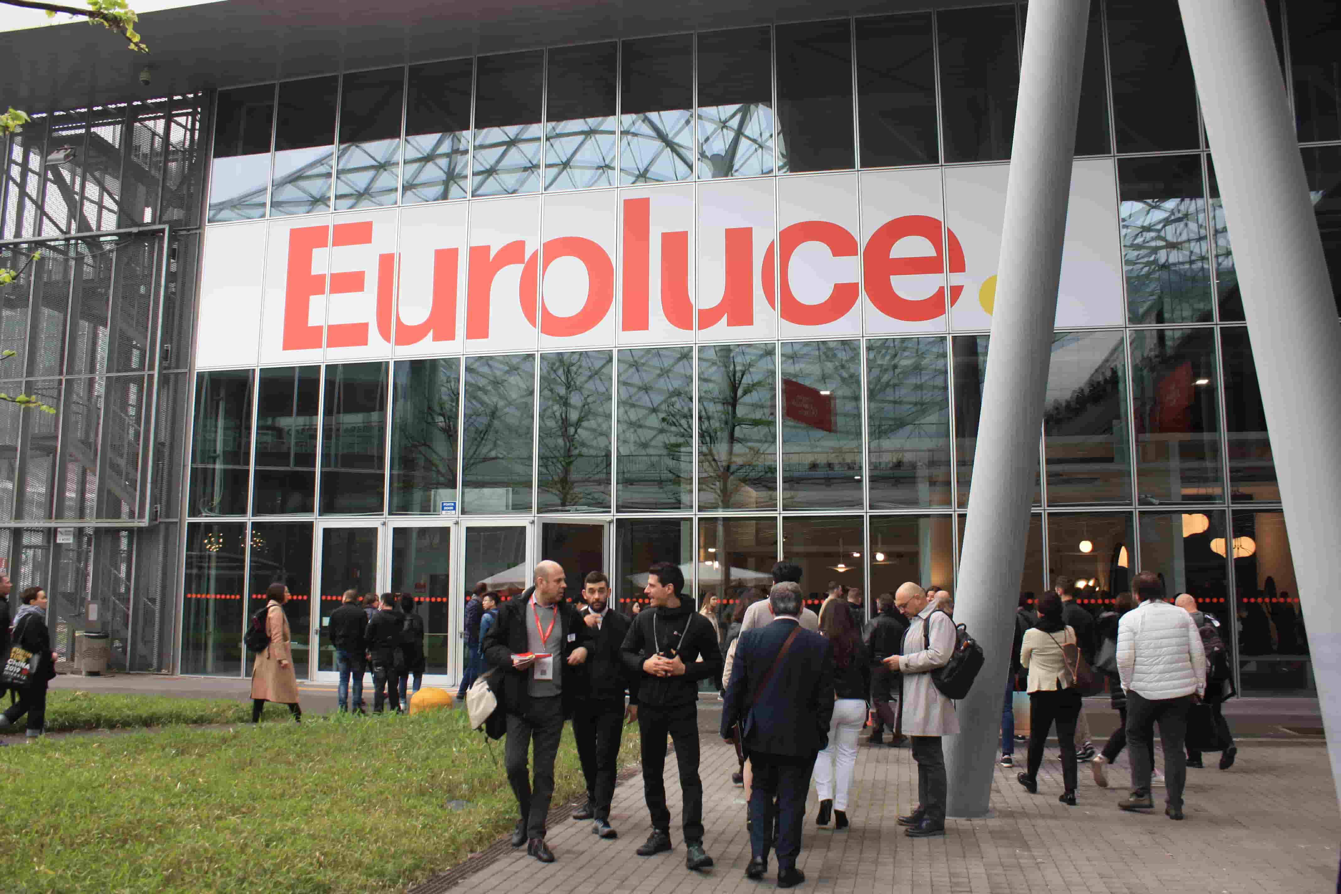 Euroluce e Workplace 3.0: cosa non perdere alle biennali del Salone ...